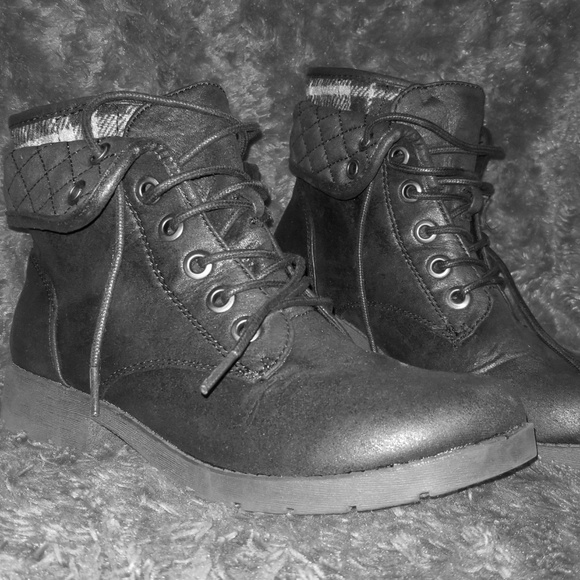 Arizona Jean Company | Shoes | Arizona Jeans Rugged Washed Ankle Boots ...